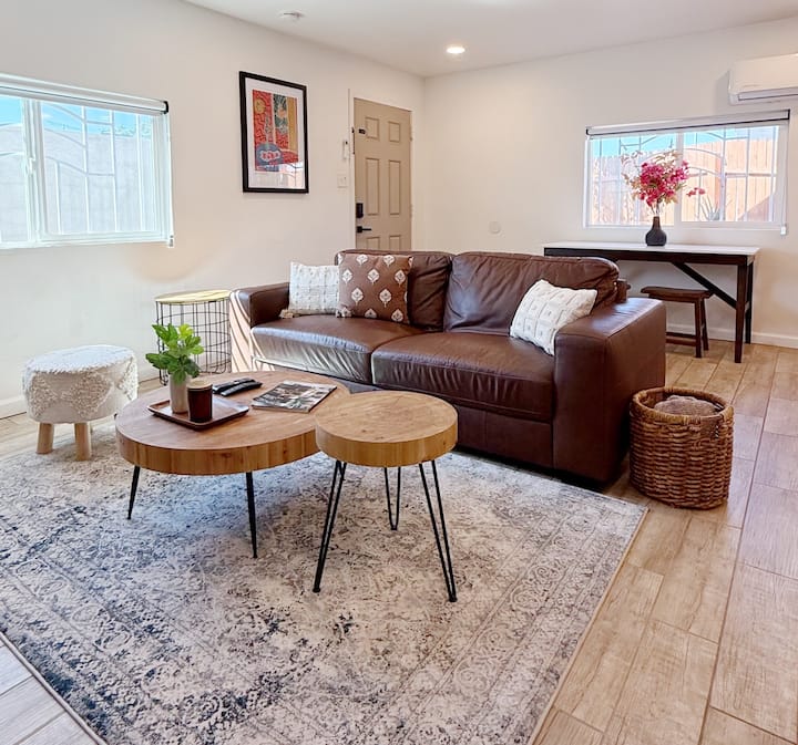 Comfortable Art Deco Studio In The Heart Of Yuma - Yuma, AZ