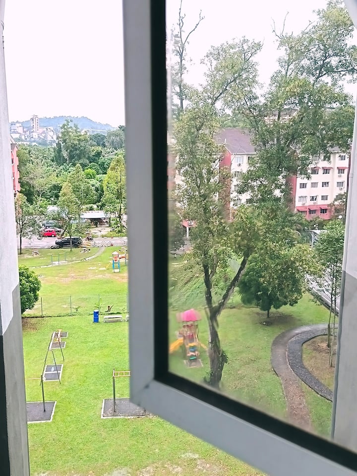 Rawang Town Budget Apt Room For 2 : 0 Deposit+lift - Rawang