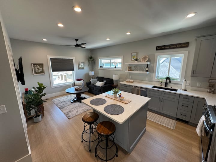 Modern Southside Chattanooga Gem - Chattanooga, TN