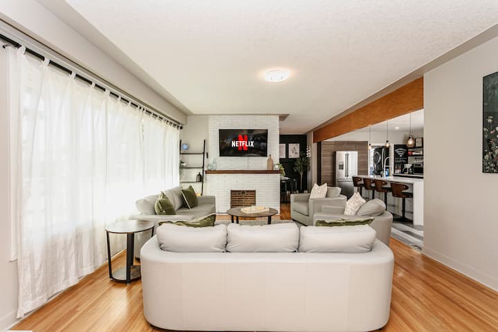 Twinbeddreams Ac/10 Beds/ Games/arcade/pool Table - Edmonton