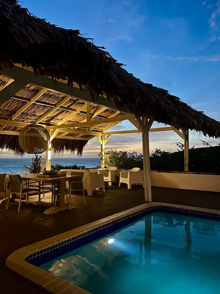 Villa Palapa View Offers Stunning Ocean View - Curaçao