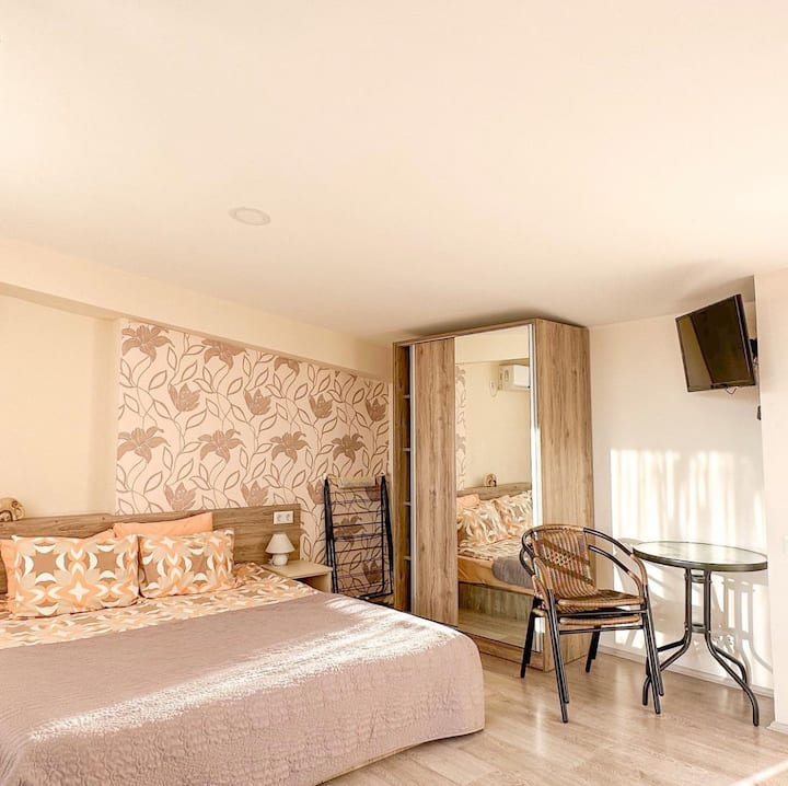 5 Perfect Apartments In The Center - Tbilisi