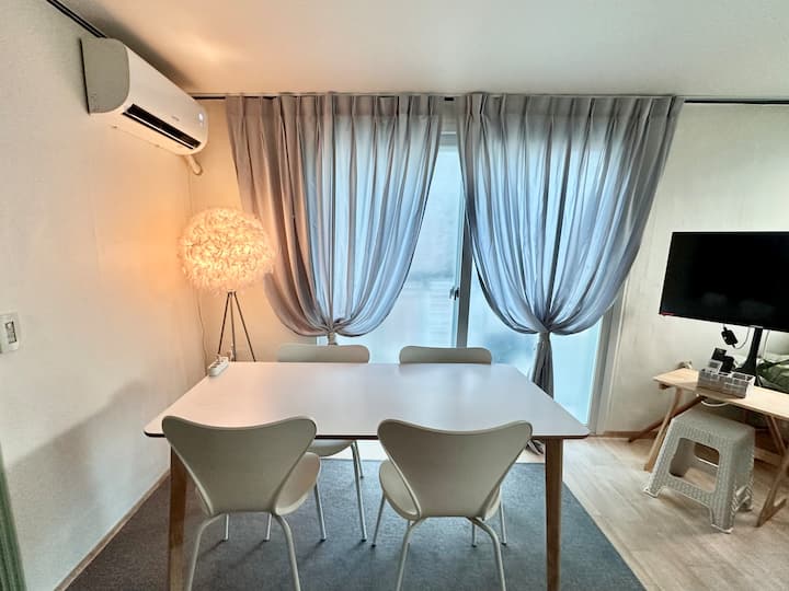 Easy Metro House 2r 5b -