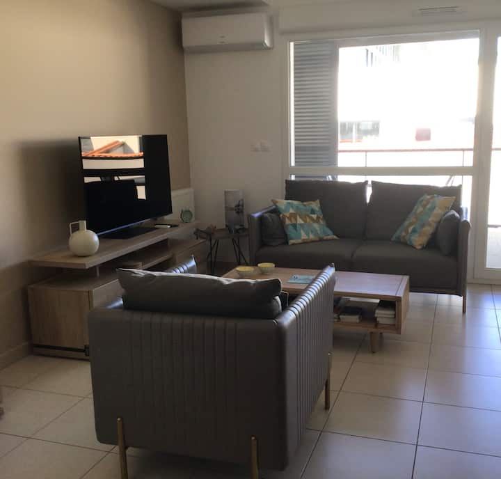 Ruim Appartement Bij Haven,airco En Parkeergarage. - Marseillan