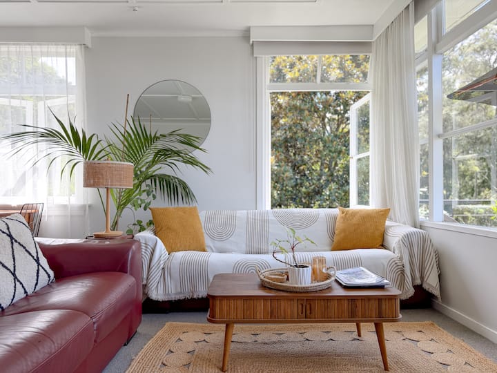 • Titirangi Retreat • Botanical Oasis - Auckland