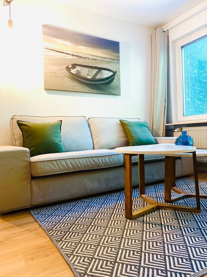 Gemütliche Einliegerwohnung Mit  Kl. Außenbereich - Backnang