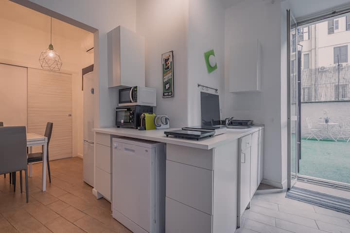 Beautiful Apartment With Garden - Rome