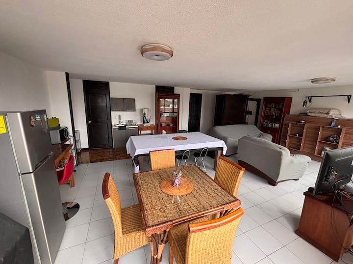 3cuartos,2baños,cocineta,por Embajada Eua Y ÁNgel - Mexico City