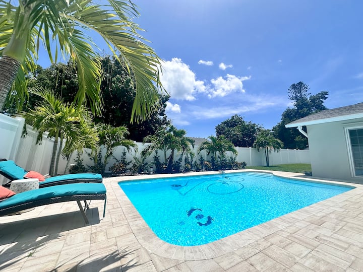 Poolside Paradise | 3br Near Beach & Downtown - 세인트피터즈버그