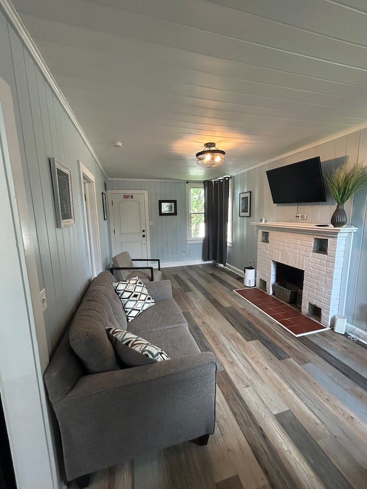 Pet Friendly Getaway 3 Blocks To Old City-unit A - Castillo de San Marcos National Monument