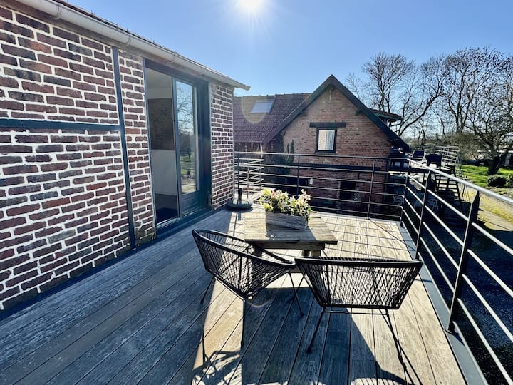 La Maison Sous La Grange à La Campagne - Merville