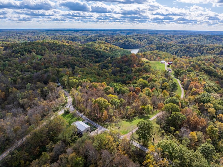 Bike Friendly Hot Tub Retreat Near Strouds Run|ou - Athens, OH