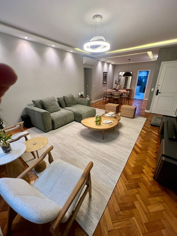 Lindo Apartamento De 3 Quartos No Coração Do Rio - Ipanema