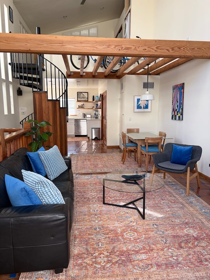 Lovely 1 Bedroom In Perfect Location - Santa Monica, CA