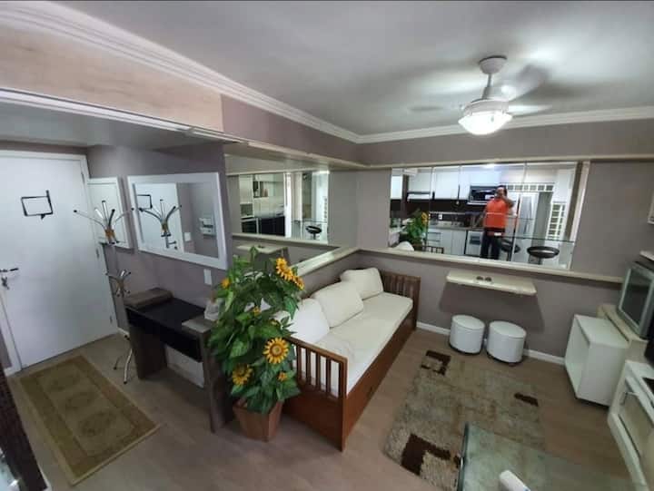 Apartamento 40m2 Condomínio Clube. Região Central - Curitiba