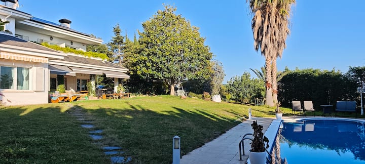 Bohemian Paradise. - Santa Susanna