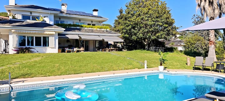 Bohemian Paradise. - Calella