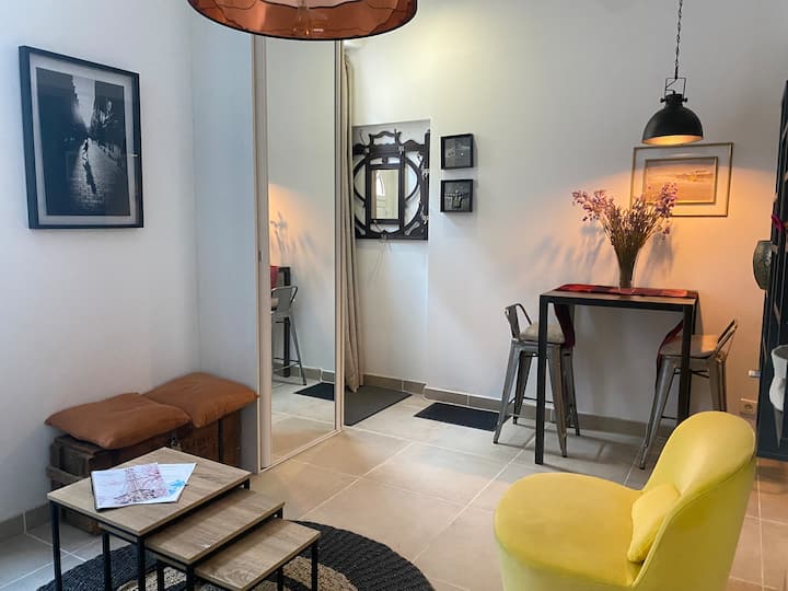 Appartement Calme Au Coeur D'une Rue Piétonne - Paris