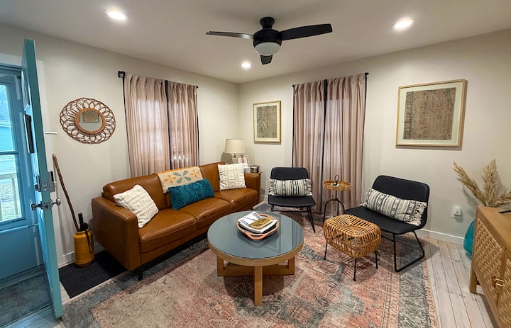 Sweet Lake Cottage In Gotl/walk To Strip & Sunsets - Geneva, OH