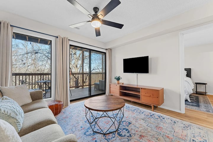 5 Min To Sdc • 2 Pools • Walk-in Condo - Branson West, MO