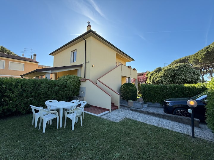 Villetta Con Giardino E Posto Auto Interno - Castagneto Carducci