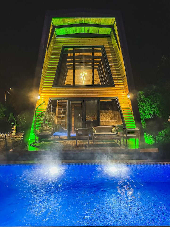 Isıtmalı Havuz-kahvaltı Bumblebee Sapanca Bungalov - Sapanca