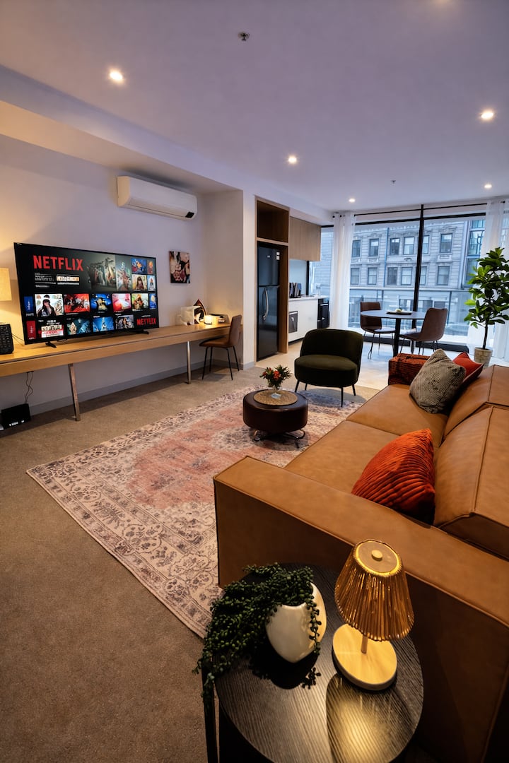 Cozy & Chill Cbd Gem Opp Crown |Freetram+fast Wifi - Melbourne