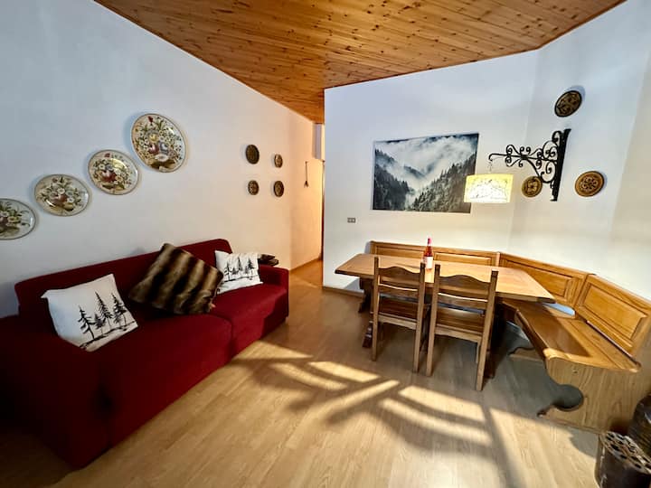 Red Ski Apartment - Ski In/out - Valtournenche