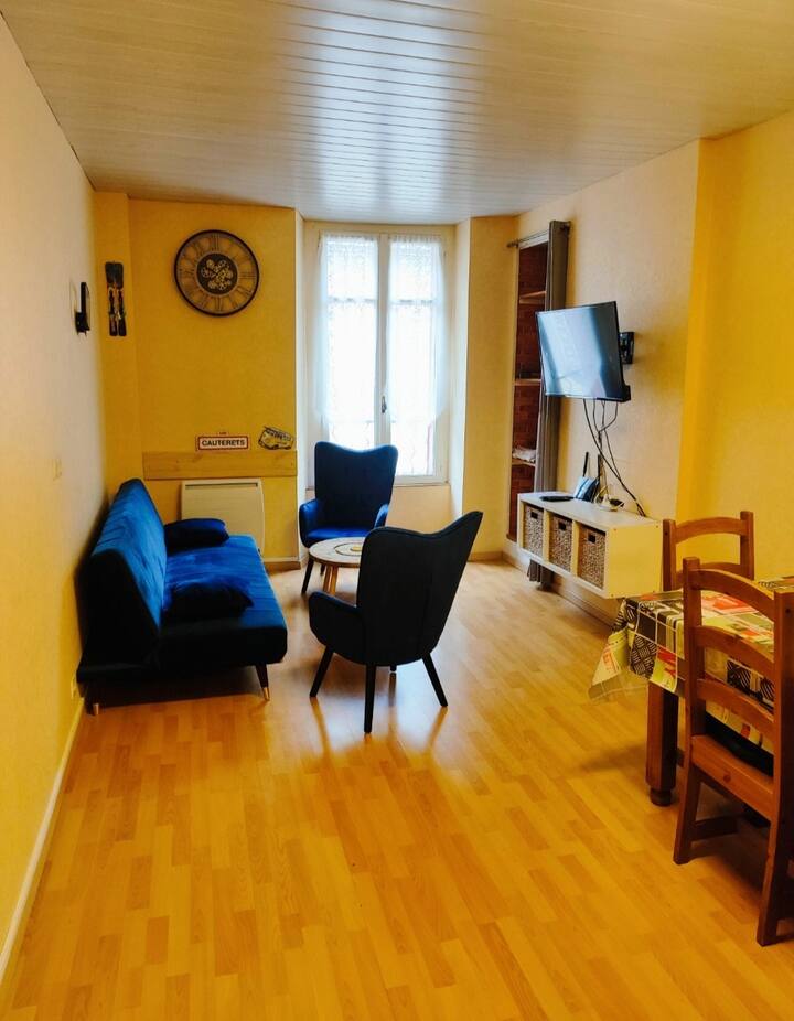 Apt 4 Pers Plein Centre
2 Chambres 3 Lits - Cauterets