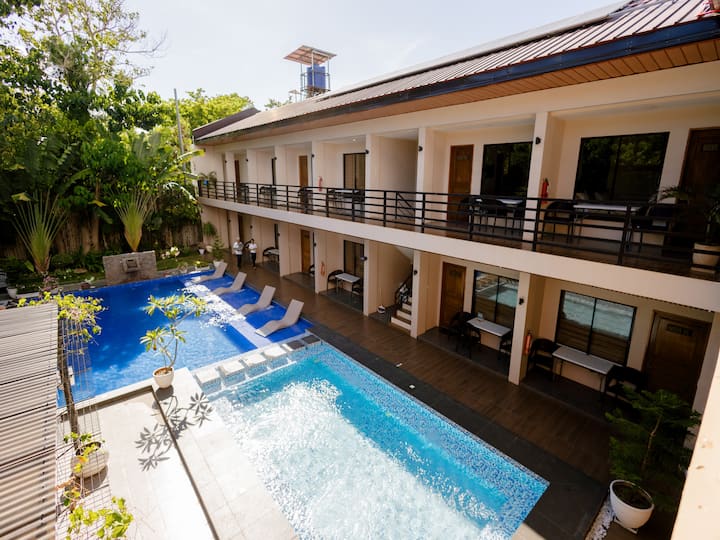 Spacious 3-pax Bedroom At Upper Floor Teza Resort - Bantayan