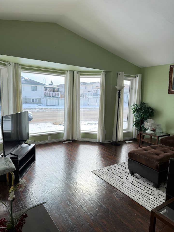 Two Bedroom Apartment - Edmonton