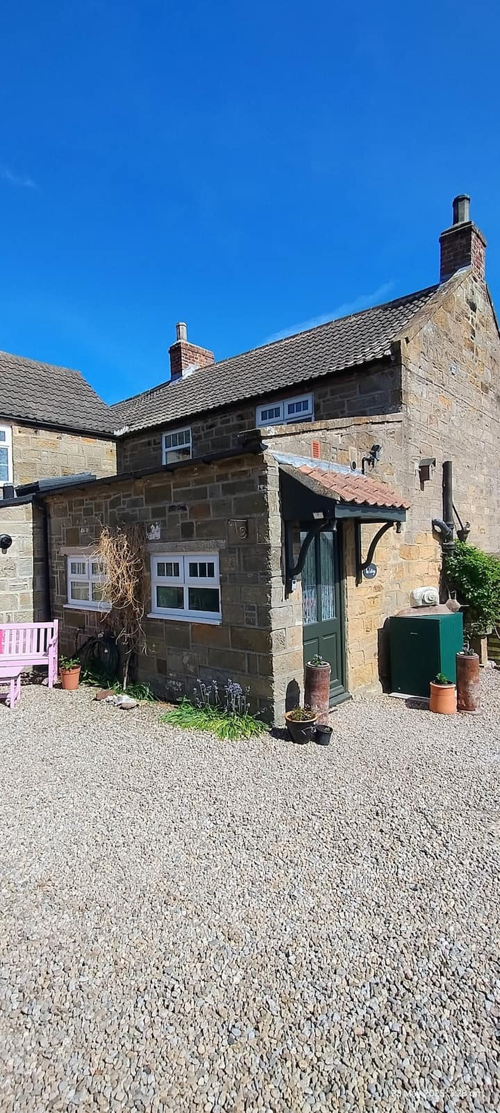 Cosy Comfortable Cottage With Open Fireplace. - Runswick Bay