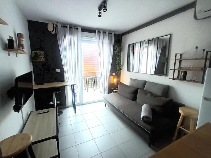 Appartement Dans Une Résidence Avec Piscine - Plage du Racou
