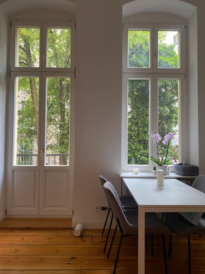 Zentraler Rückzugsort Mit Balkon - Berlin