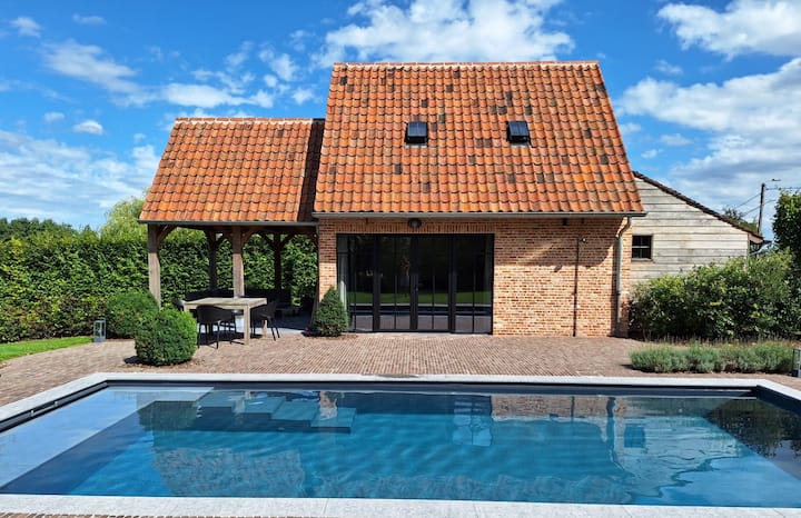 Gezellig Huisje Met Zwembad En Sauna - Ronse