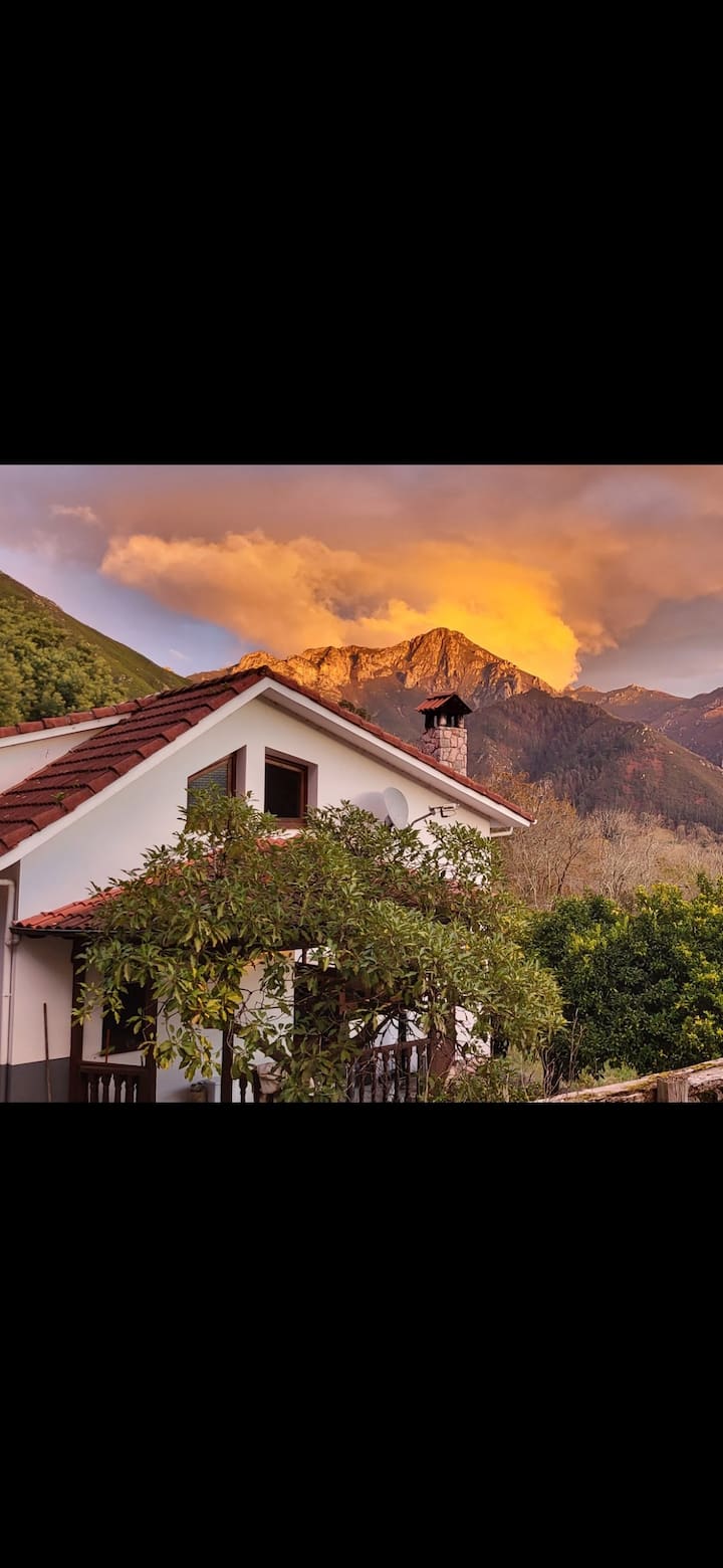 Beautiful  Asturian House With Spectacular Views. - Ribadesella
