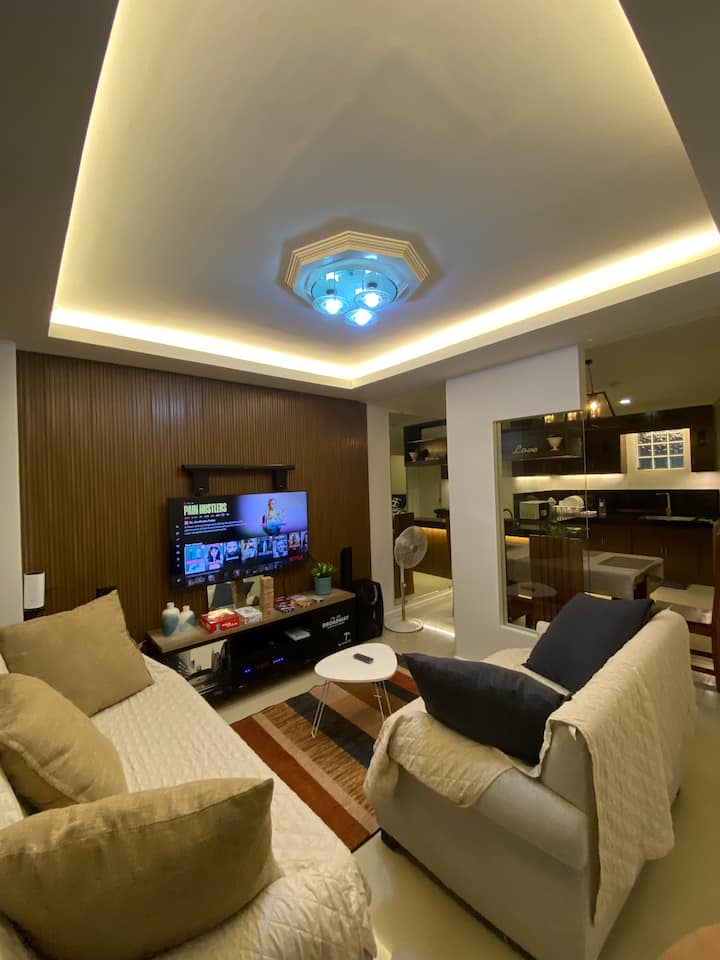 Modern Elegant Apartment (Amy’s Bldg) - Marikina