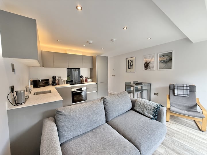 Stylish One Bed Totnes Retreat With Free Parking - Totnes