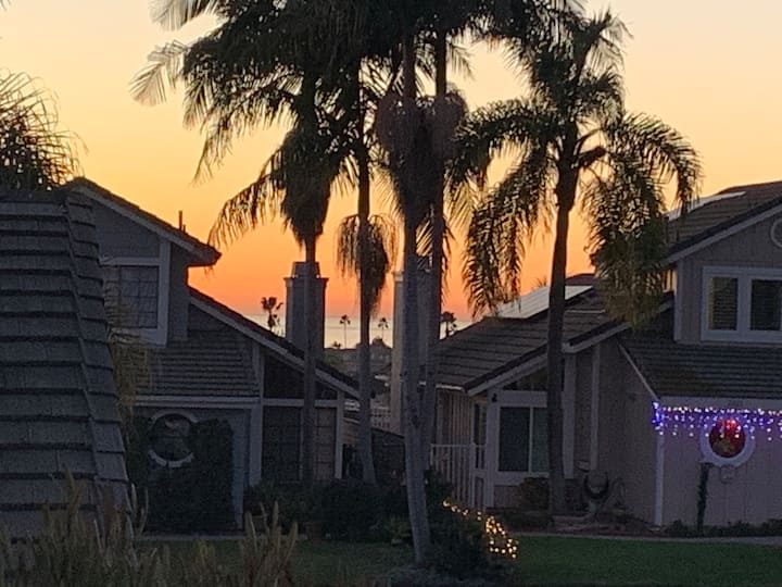 Gated Carlsbad Beach Cottage - Carlsbad, CA