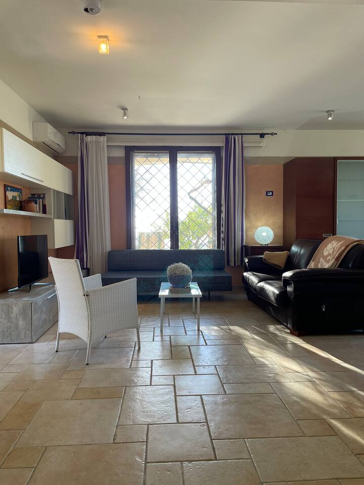 Enchanting Villa Near Gerace - Siderno