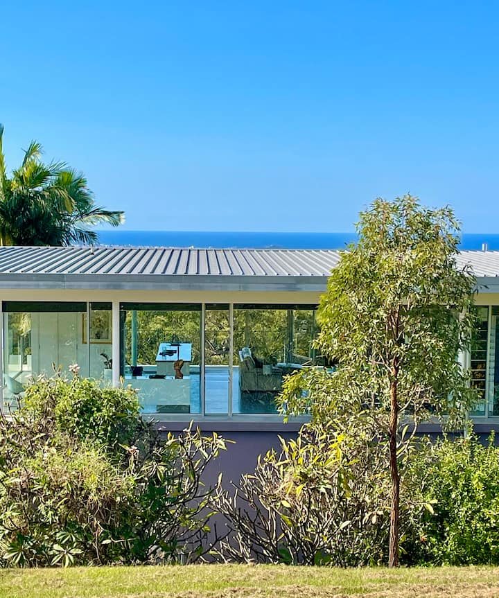 Views And Roos Designer Apartment - Gold Coast