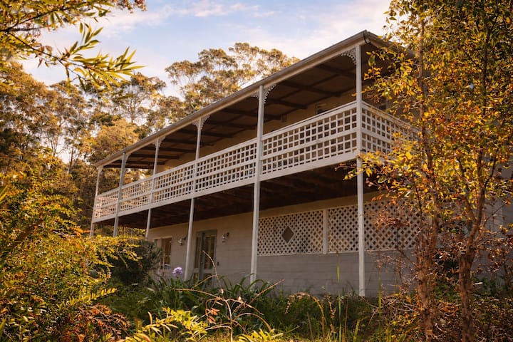 Relax Among The Trees With Family & Friends - Ocean Beach