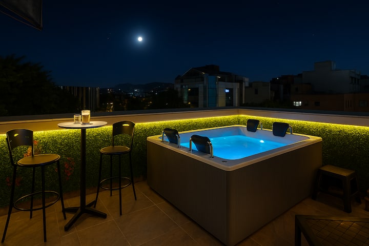 Jacuzzi Y Terraza Privados Con Vista 360 En La 70 - Medellín