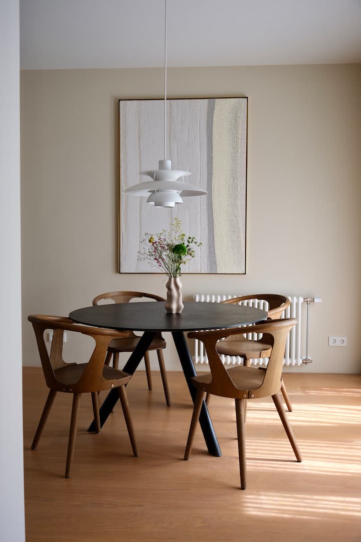 Bright Japandi Styled Apartment - Amsterdam