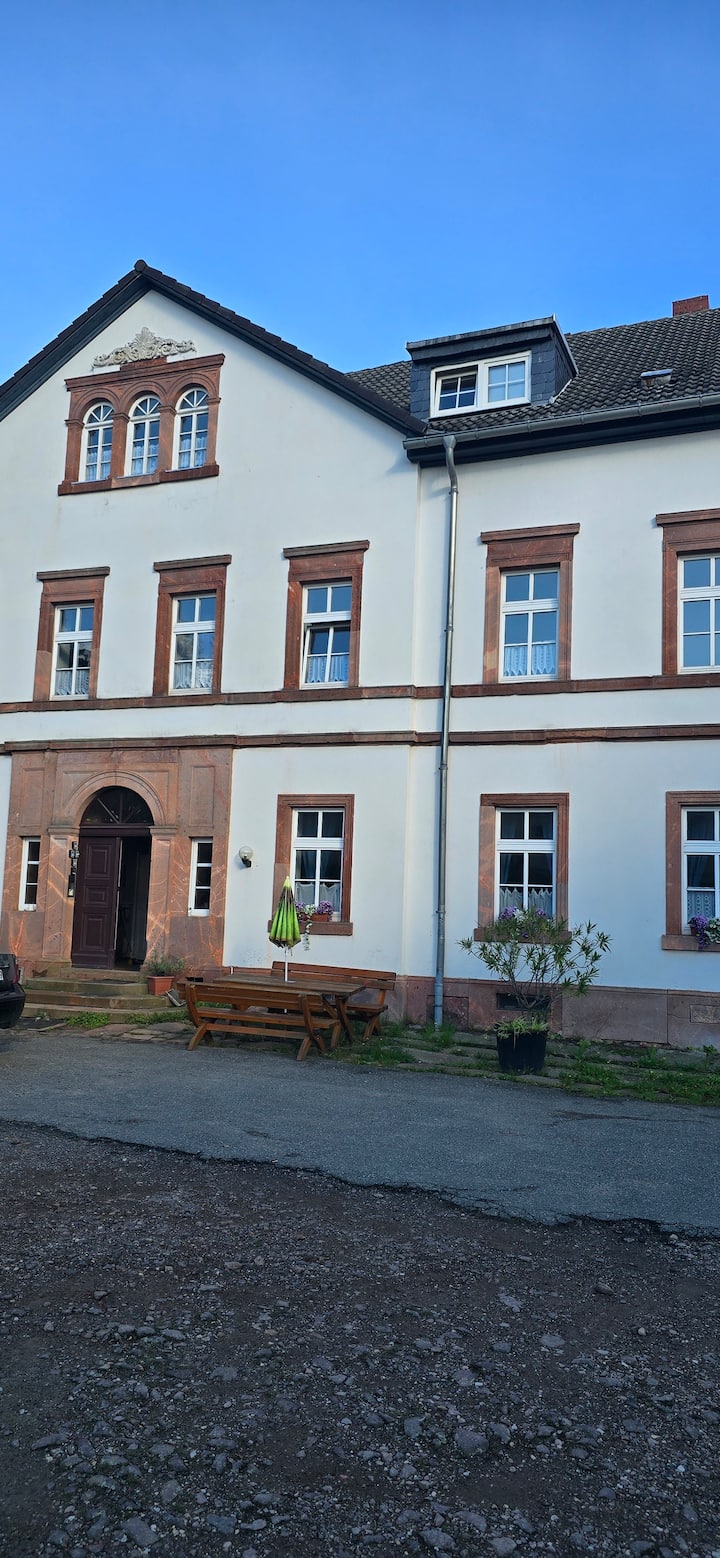 3-zimmer-wohnung Im Gutshaus Für 4 Personen - Rochlitz