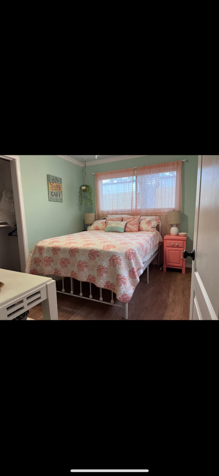 Rockport · 2bd Rm 1 Bath Duplex  $1800 Mo - Rockport, TX