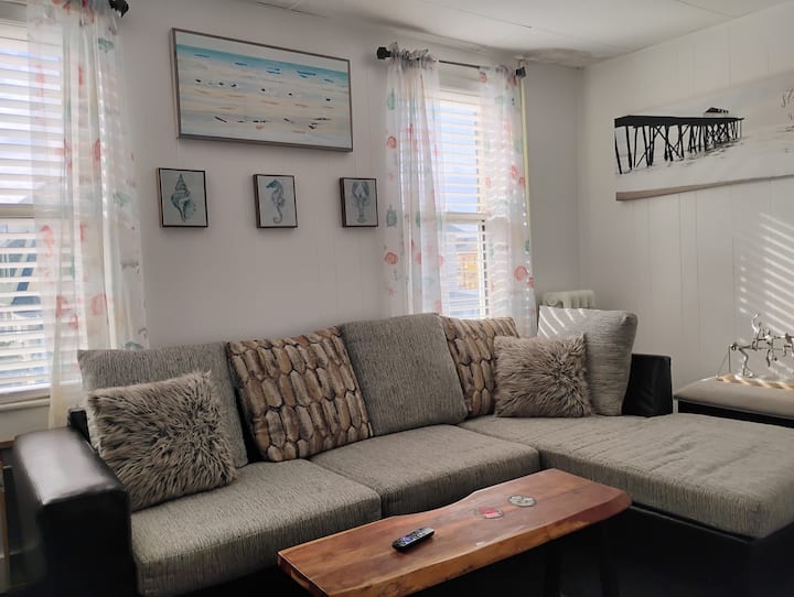 Private 1 Bedroom Apartment One Block To Tropicana - Atlantic City, NJ