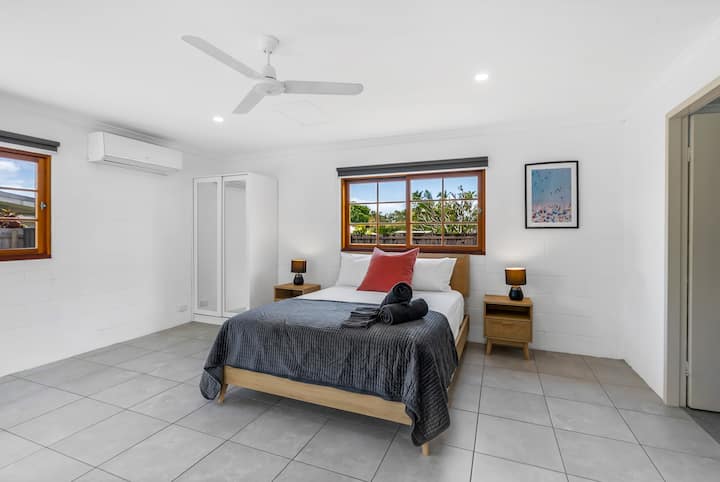 Mojos’s Mountain View Studio 500m To The Beach - Cairns