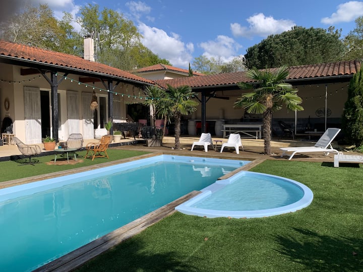 Magnifique Villa  Piscine 40 Min De La Mer - Saintes