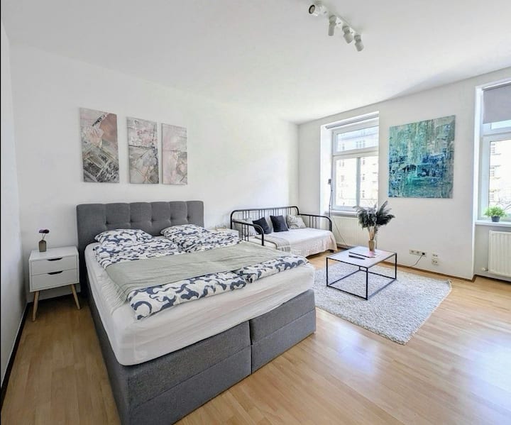 Prater - 3 Min Away. Right By The Subway - Viena